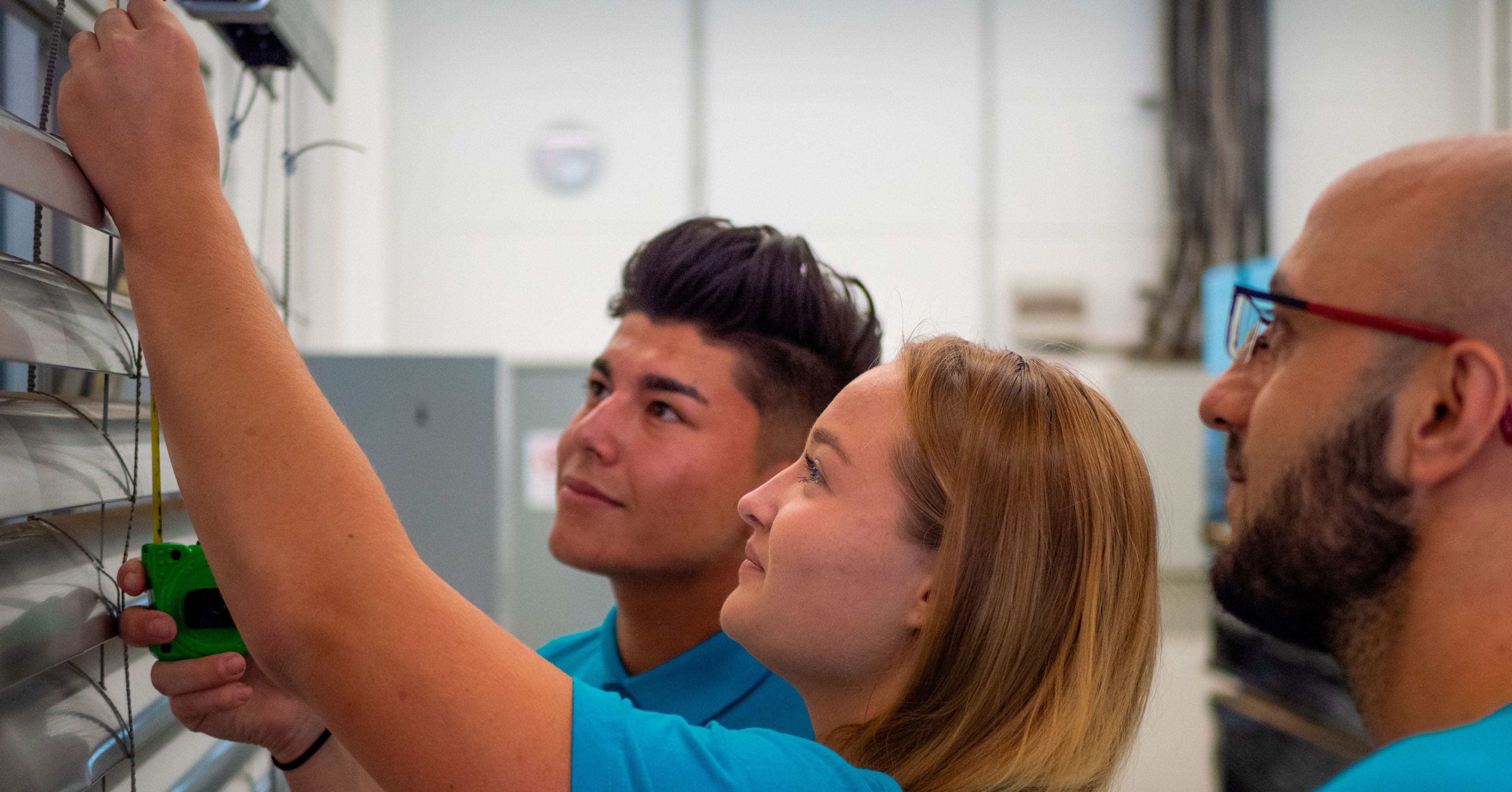 Top Gründe für eine Lehre als Sonnenschutztechniker